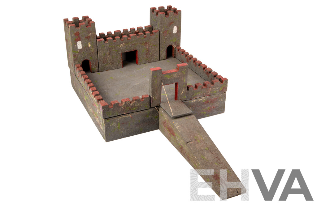 Bespoke Painted Timber Castle Model - Lot 1638396 | EHVA
