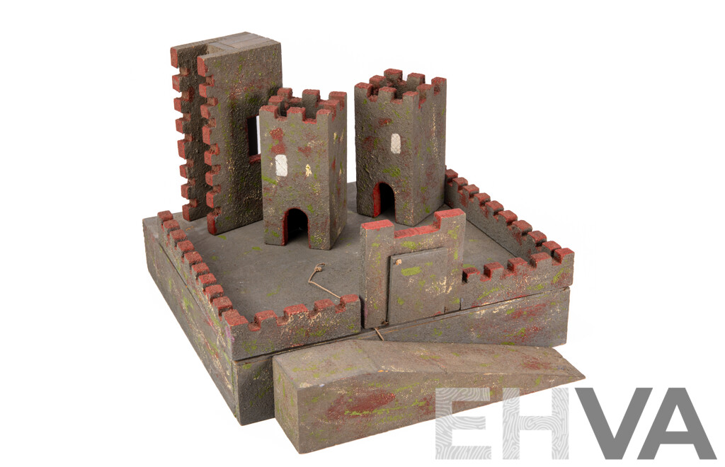 Bespoke Painted Timber Castle Model - Lot 1638396 | EHVA