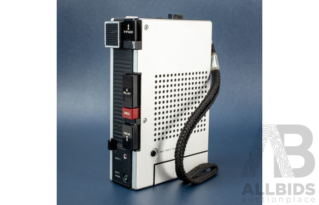 Sanyo TRC 2000 Portable Cassette - Lot 1638393 | ALLBIDS