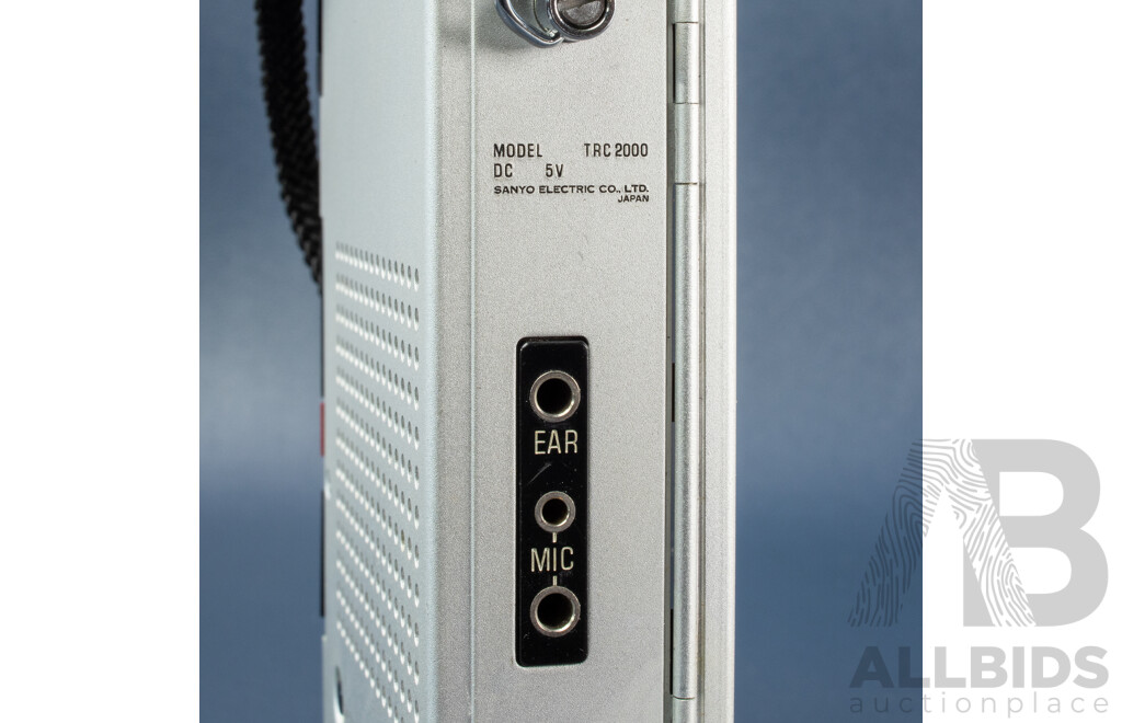 Sanyo TRC 2000 Portable Cassette - Lot 1638393 | ALLBIDS