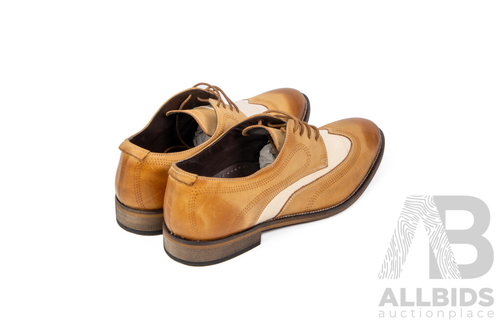 Pair of Stacy Adams Men's Spectator - Lot 1658588 | ALLBIDS